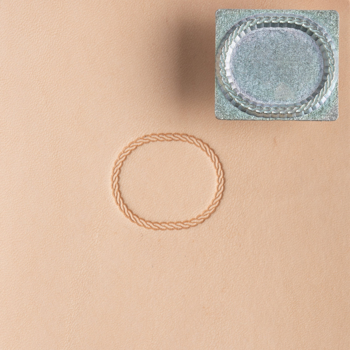 Craftool® 3-D Stamp Round Rope Border — Tandy Leather Canada